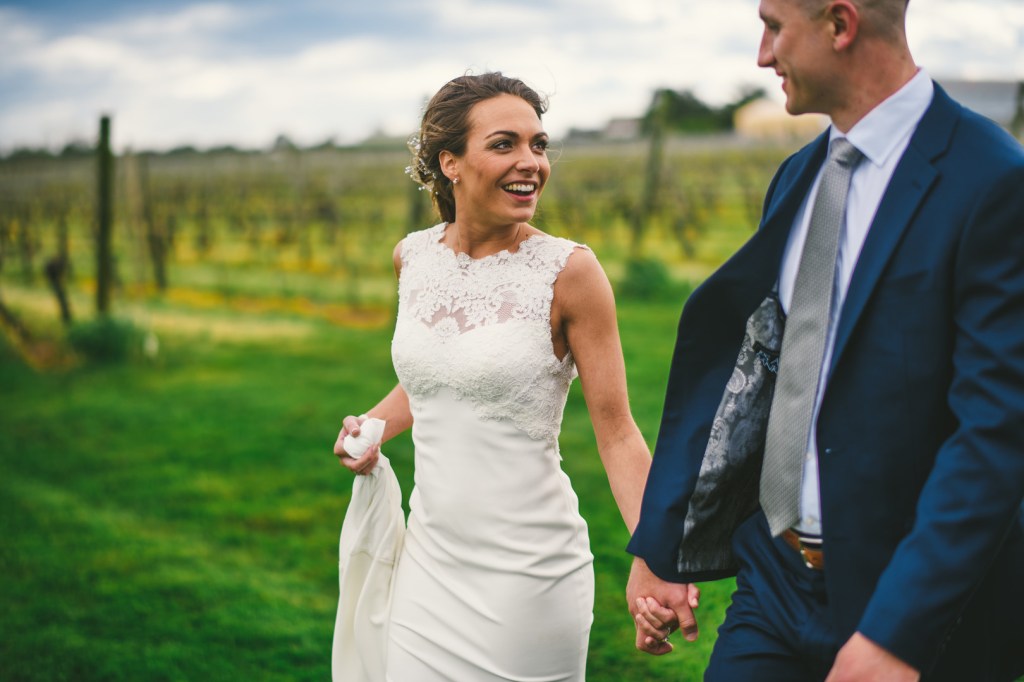 Nemythe and Chris’s Newport Vineyards Wedding – The Newport Bride