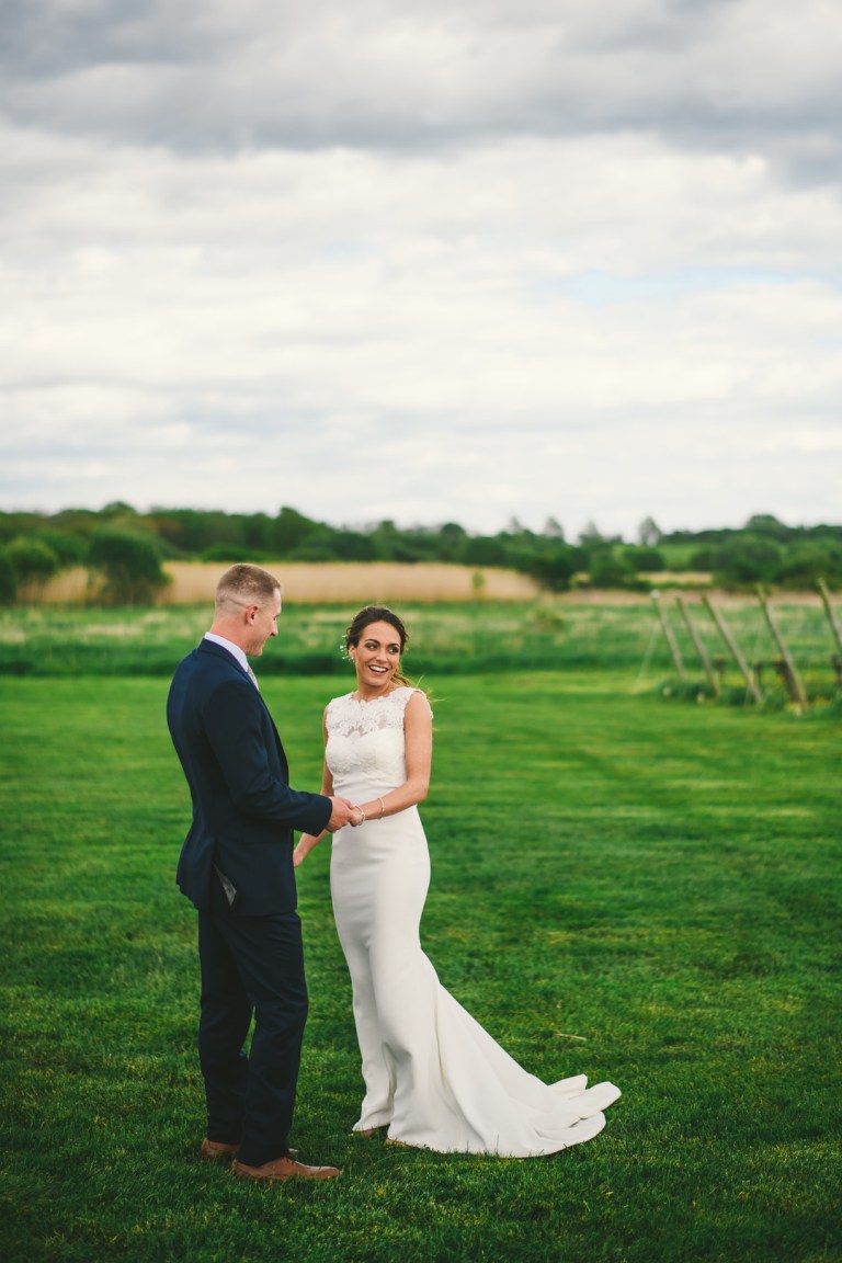 Nemythe and Chris’s Newport Vineyards Wedding – The Newport Bride